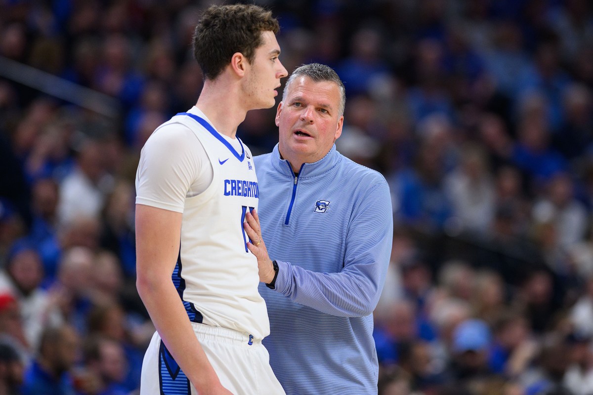 Top 10 Performances From Opening Week of NCAA Hoops - Hoops HQ