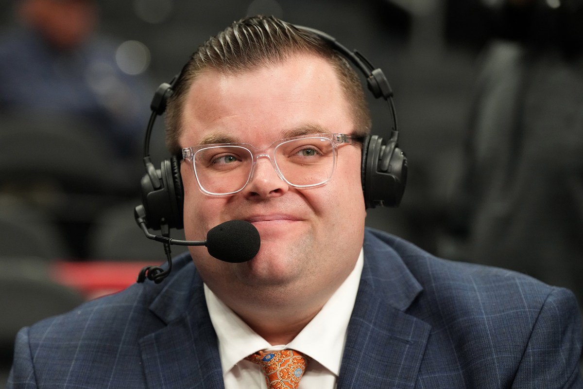 John Fanta Has All the Fun - Hoops HQ