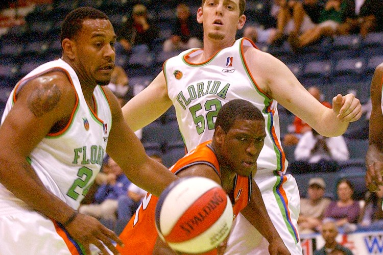 How Christian Collins Became a Top Name in the 2026 Class - Hoops HQ
