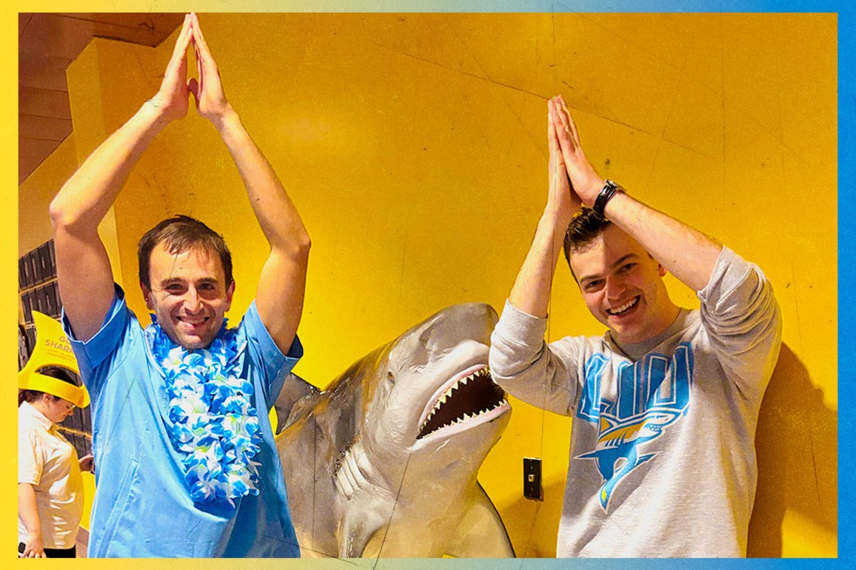 FINS UP! The Story Behind Long Island University’s Viral Chant - Hoops HQ